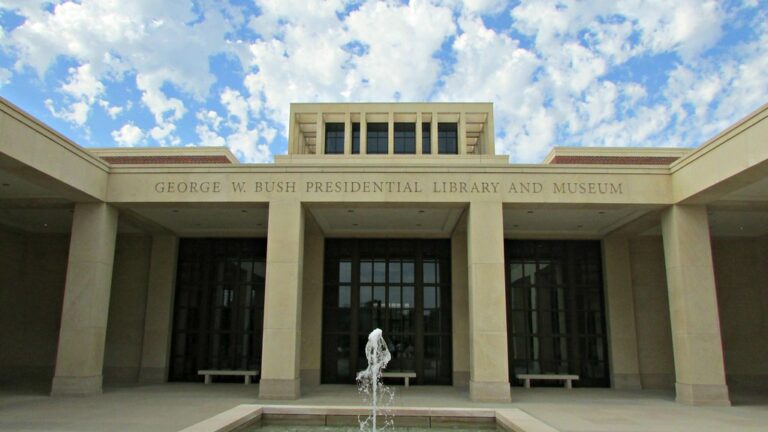 Presidential Libraries, Preservation, and Authorship